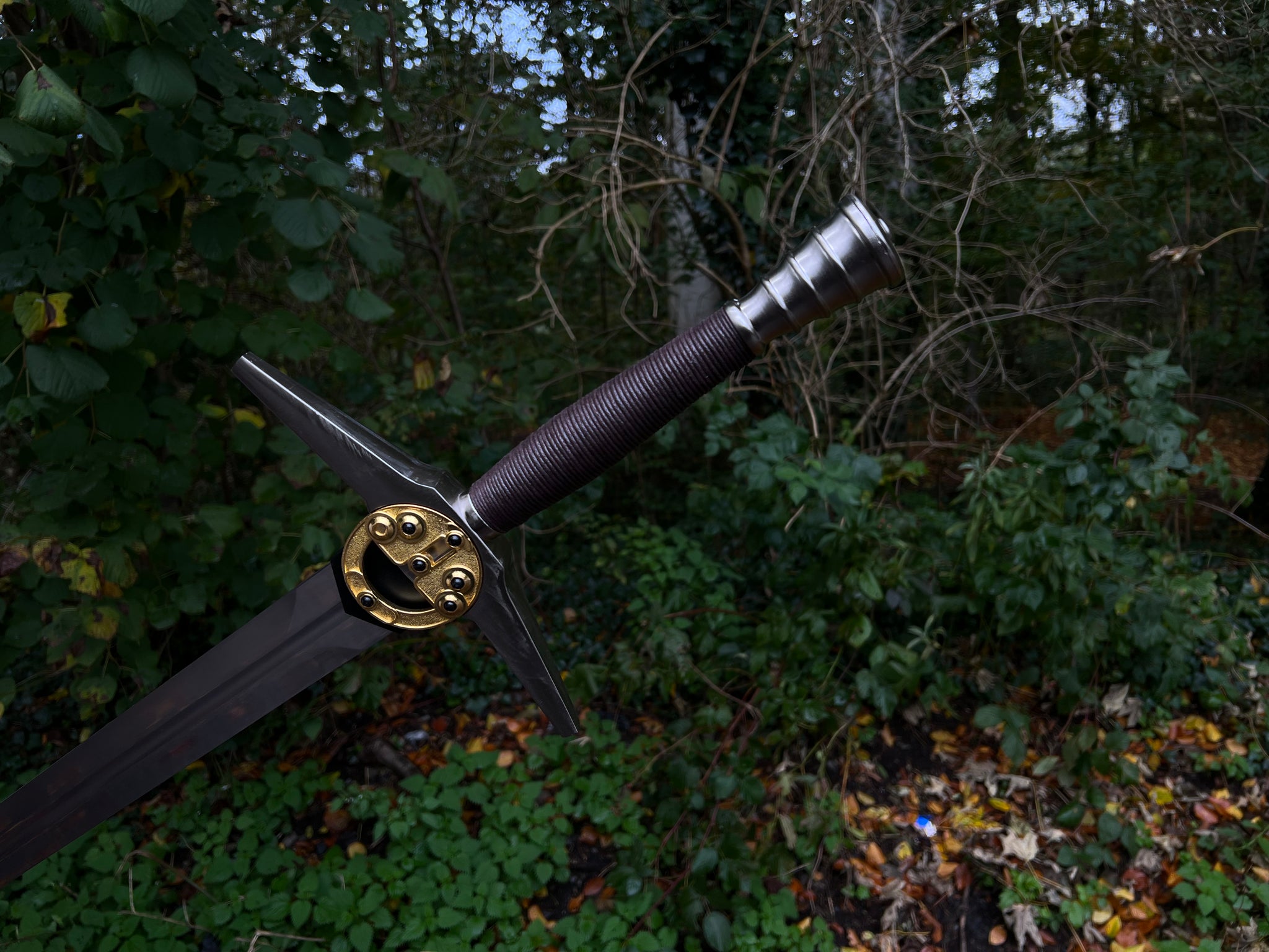 The Witcher two-handed sword Geralt of Rivia